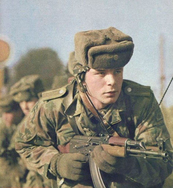 Nationaale Volksarmee V1 addon - Men of War: Assault Squad - ModDB