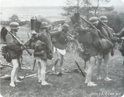 Having fun in ww2 image - Humor, satire, parody - ModDB