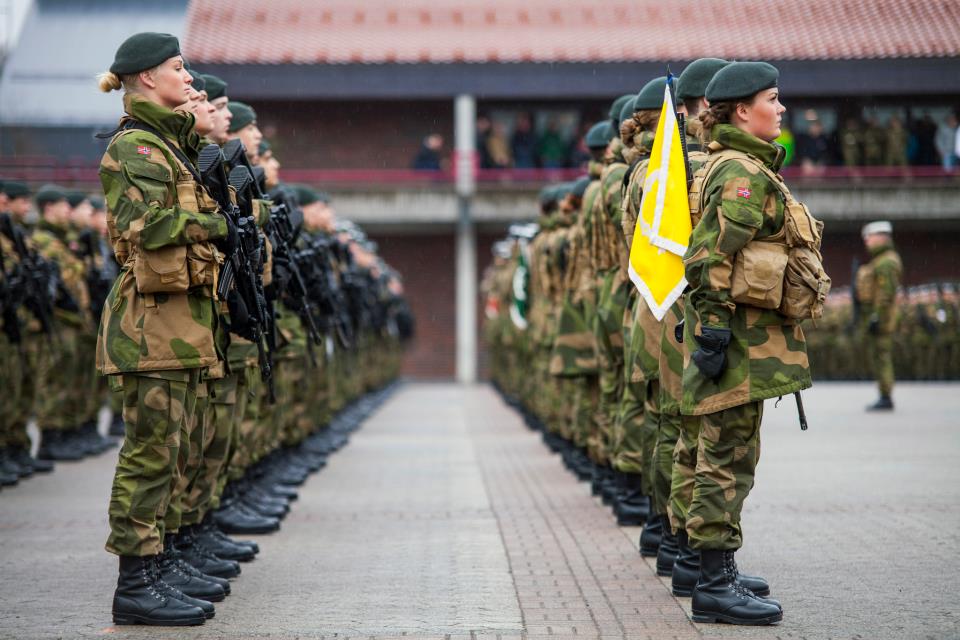Norwegian Soldiers image - Females In Uniform (Lovers Group) - ModDB